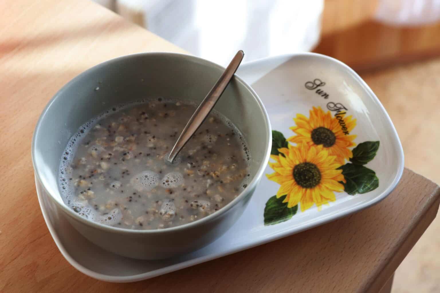 Boiling Chia Seeds: Will They Maintain Their Benefits? - KitchenBun.com