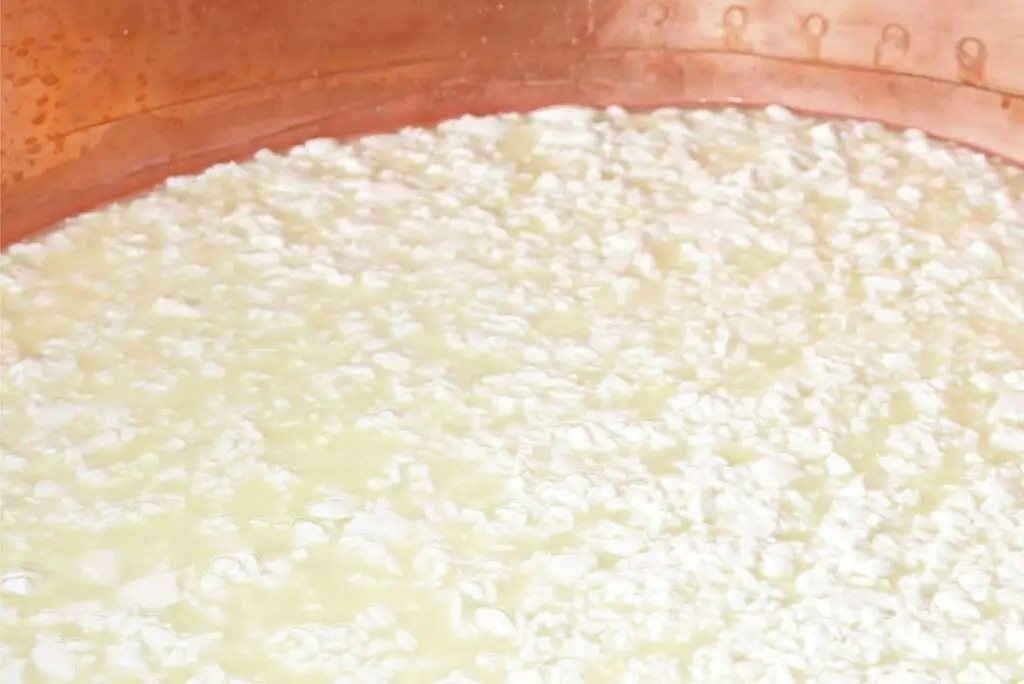 Curdling in Almond Milk: Is It Spoilage or Something Else? - KitchenBun.com