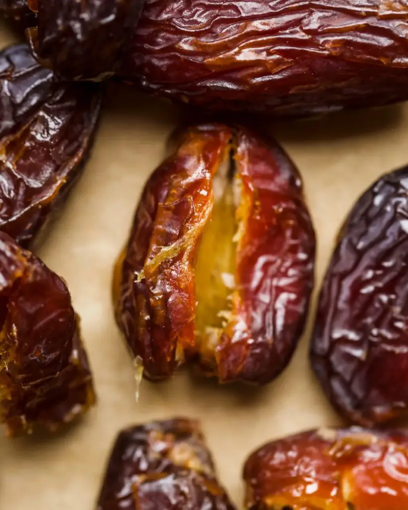 Is It Safe to Eat Fermented Dates? Here’s What You Need to Know ...